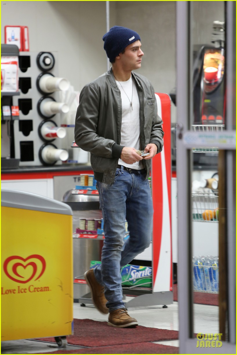 Neighbors Zac Efron Poster