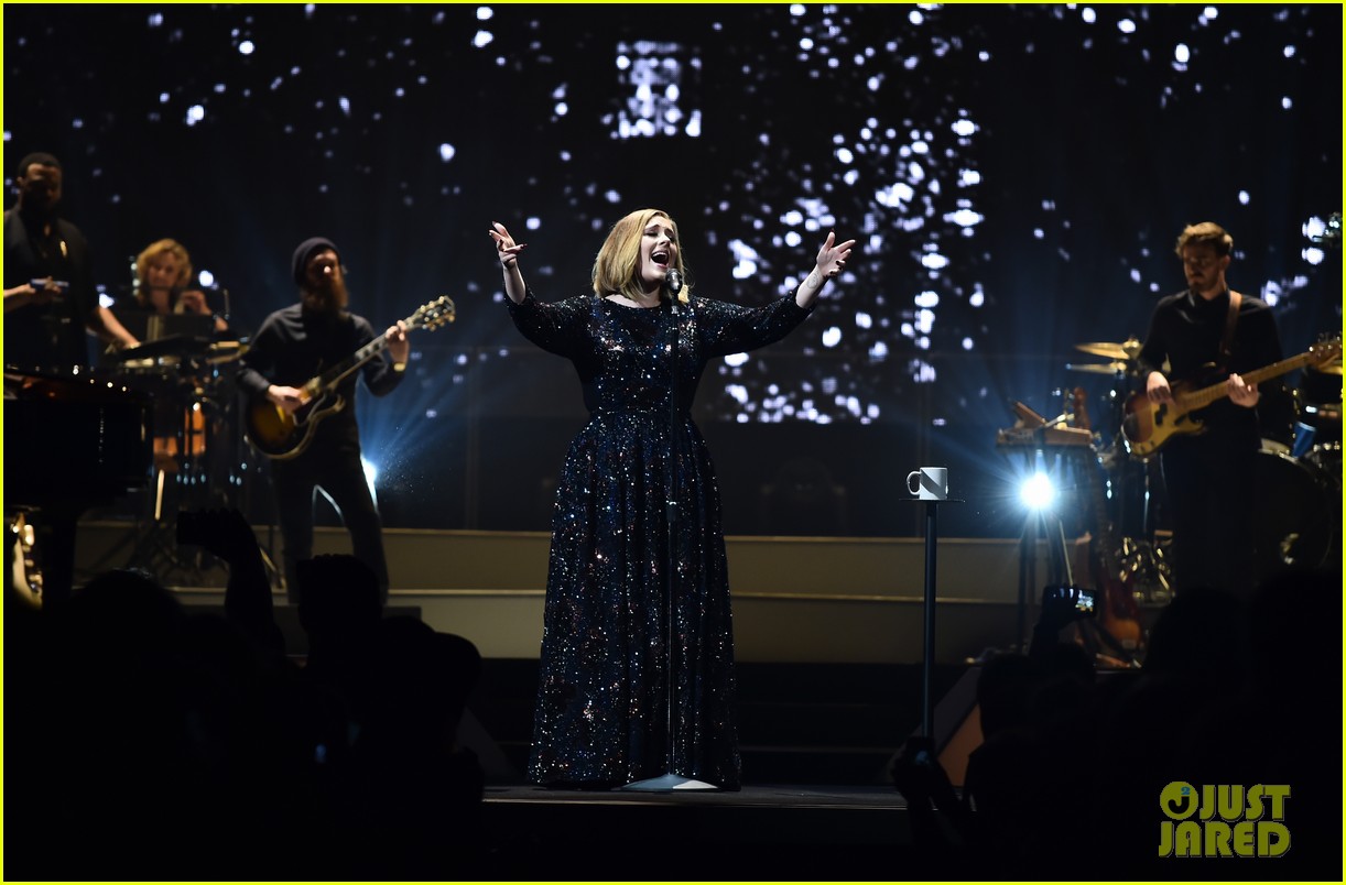 Adele: '25' World Tour 2016 Set List Revealed!: Photo 3594586 | Adele ...
