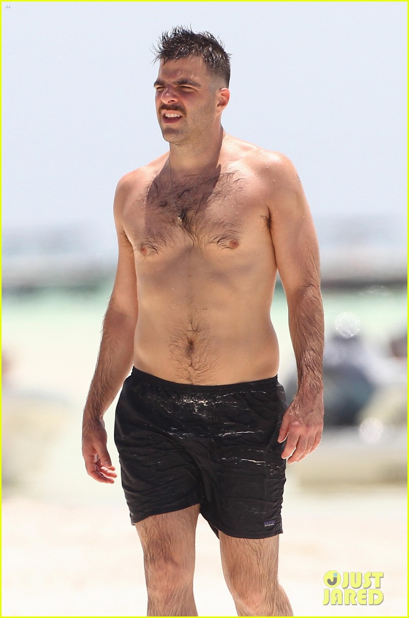 Zachary Quinto Shirtless Tumblr